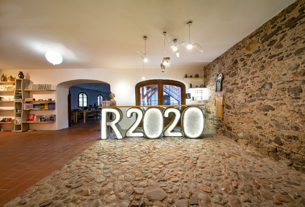 R2020 - scoolpt